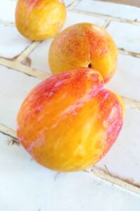 How to Eat a Flavor Grenade Pluot - Eat Like No One Else
