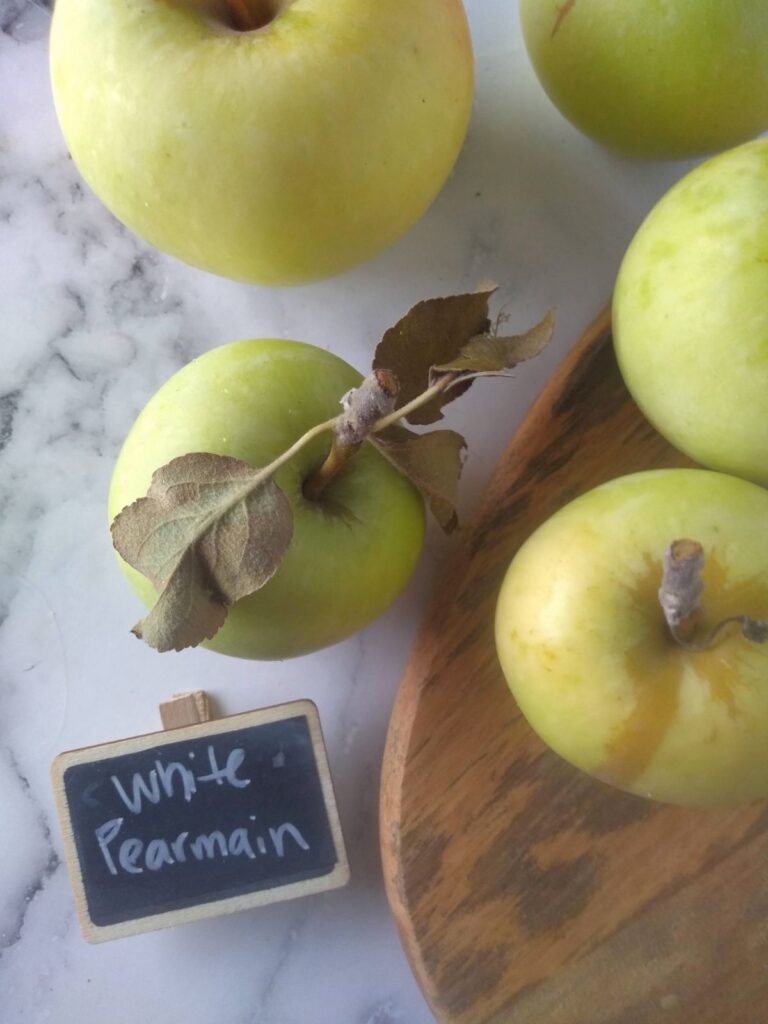 Types of Pearmain Heirloom Apples - Eat Like No One Else