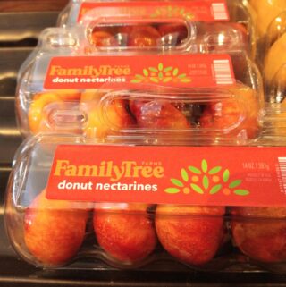 What Do Donut Nectarines Taste Like? - Eat Like No One Else