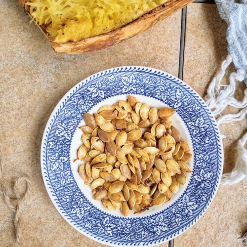 How to Roast Squash Seeds for the Crunchiest Fall Snack - Eat Like No ...